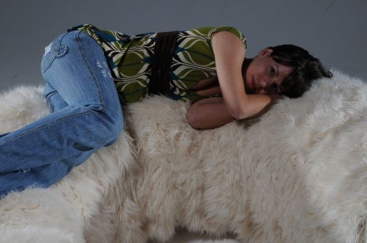 Russ Hagan, Cuddle, il divano da coccolare - Social Design Magazine